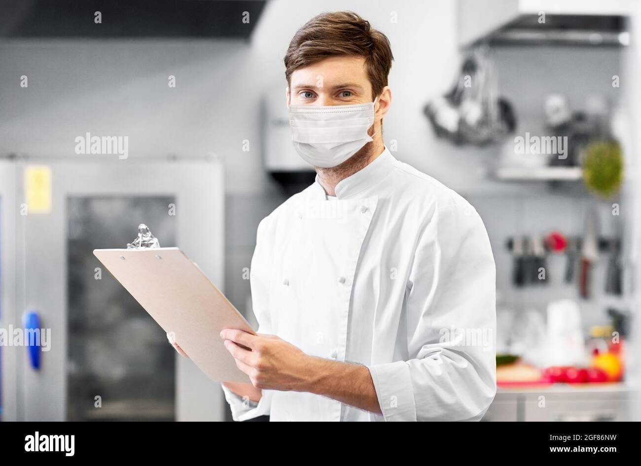 Restaurant mask hi-res stock photography and images - Alamy