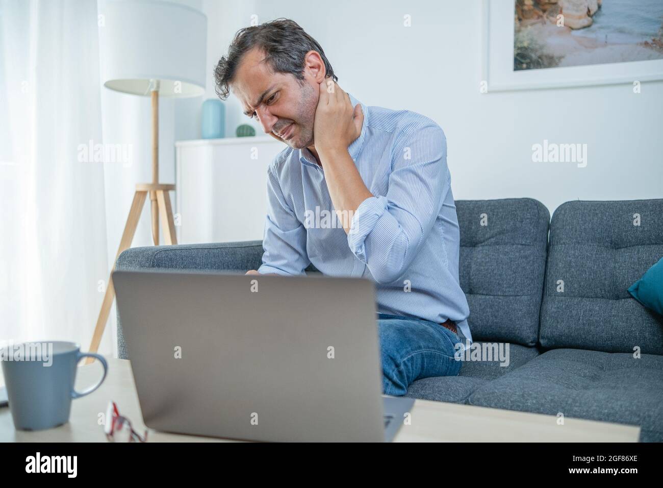 Office ergonomics hi-res stock photography and images - Alamy