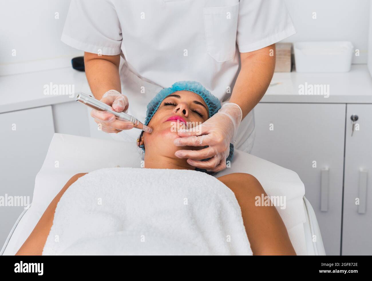 Mesotherapy hi-res stock photography and images - Alamy