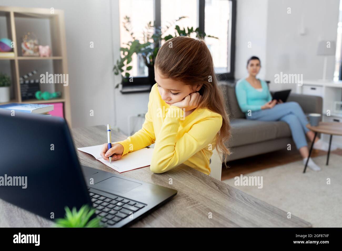 student girl with laptop learning online at home Stock Photo - Alamy