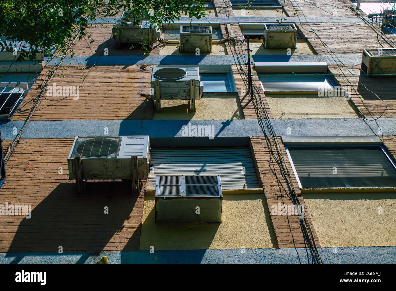 Popular compressor hi-res stock photography and images - Alamy