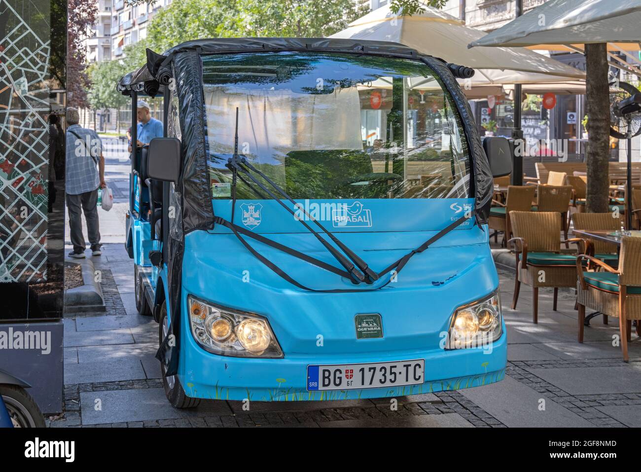 Electric powered mini bus hi-res stock photography and images - Alamy