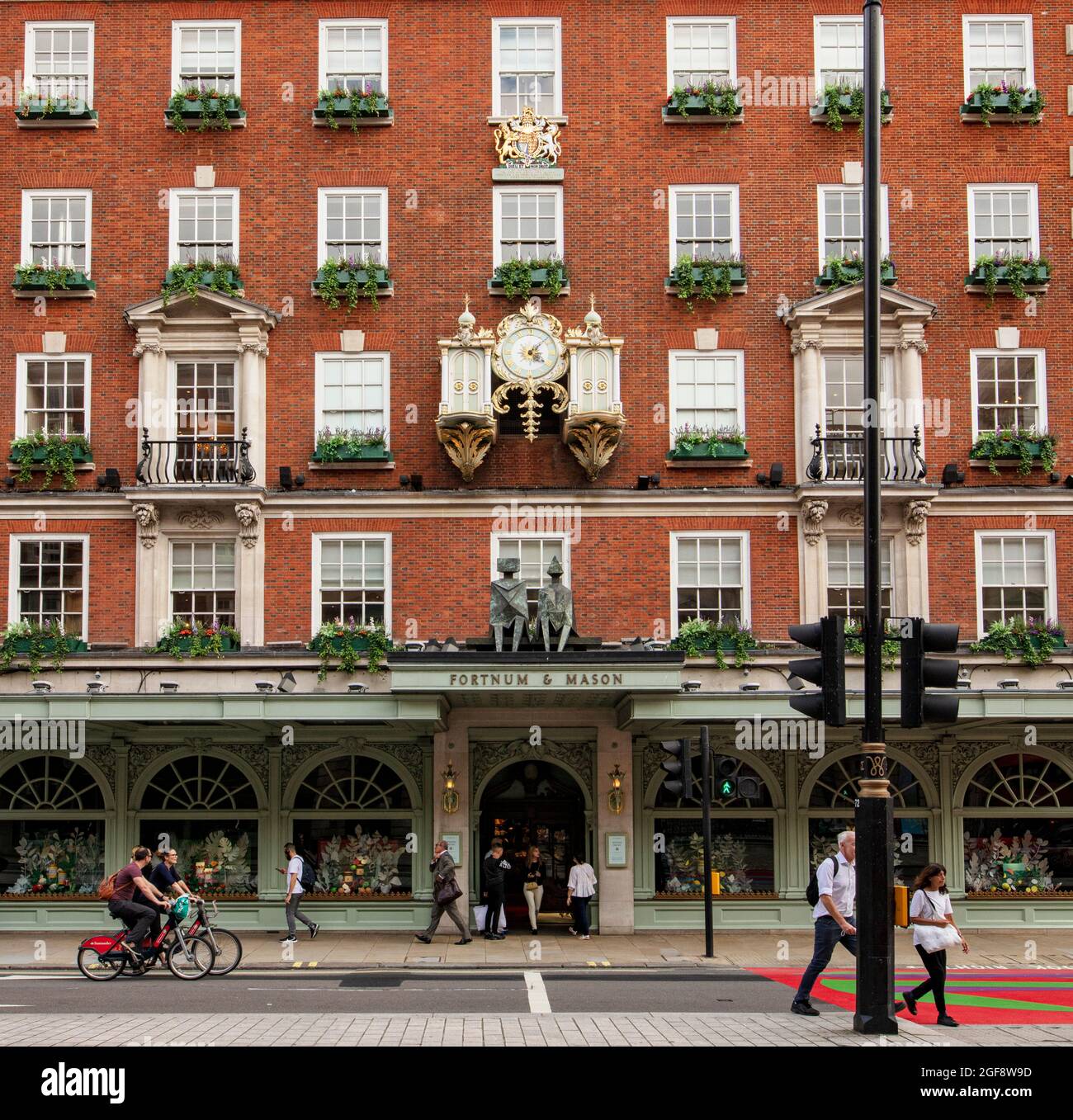 William fortnum hi-res stock photography and images - Alamy