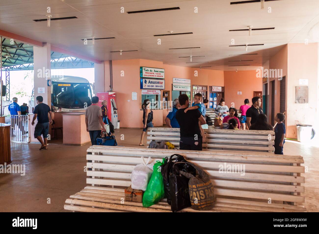Bus station brazil hi-res stock photography and images - Alamy
