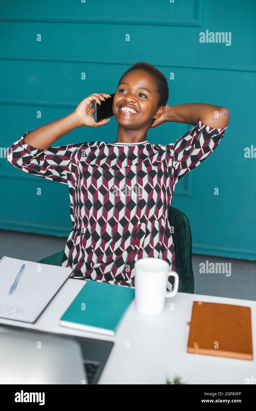 Woman phone landline home hi-res stock photography and images - Alamy