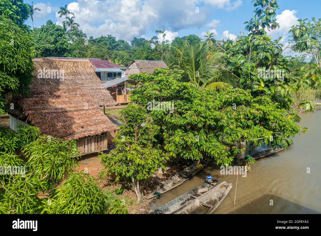 Small village in a peruvian jungle of Loreto region Stock Photo - Alamy