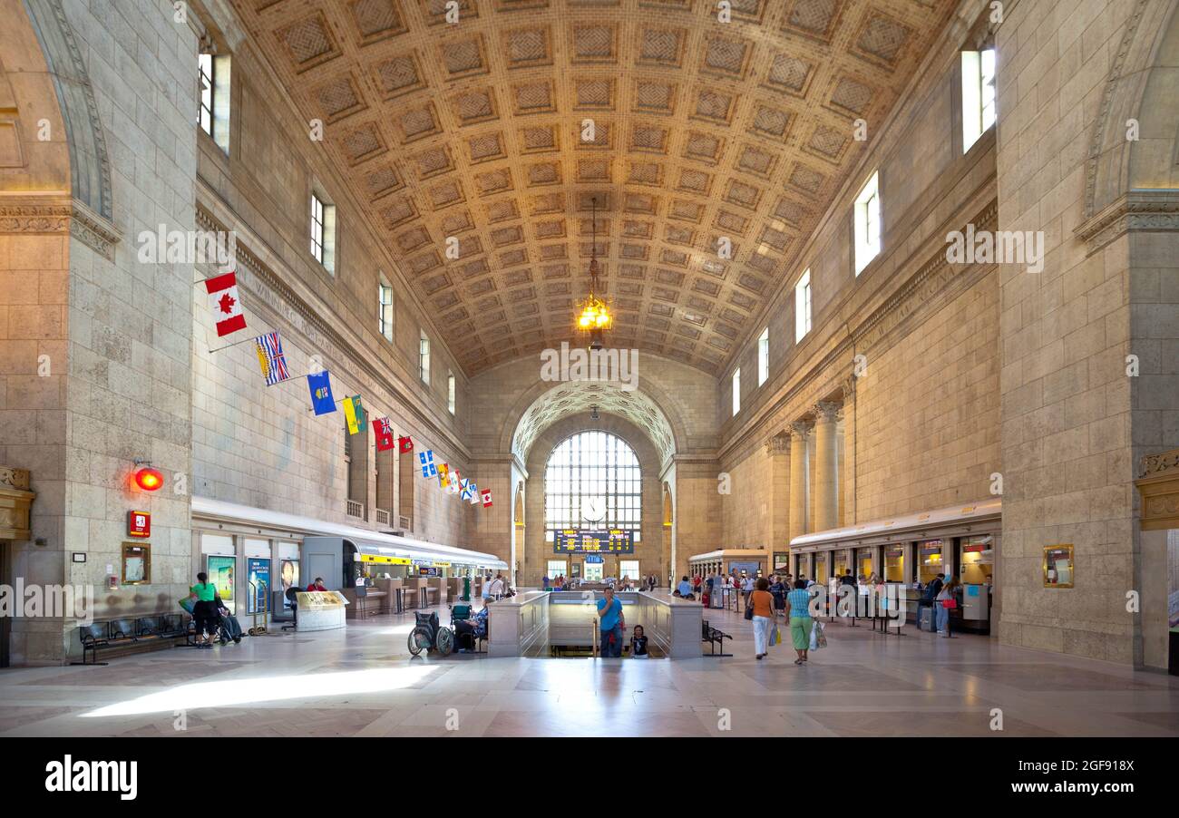 Inside Toronto's Union Station Stock Photo - Alamy