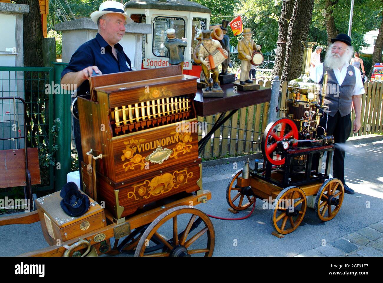Vienna, Austria - September 02, 2006: Annual gathering of organ barrel ...
