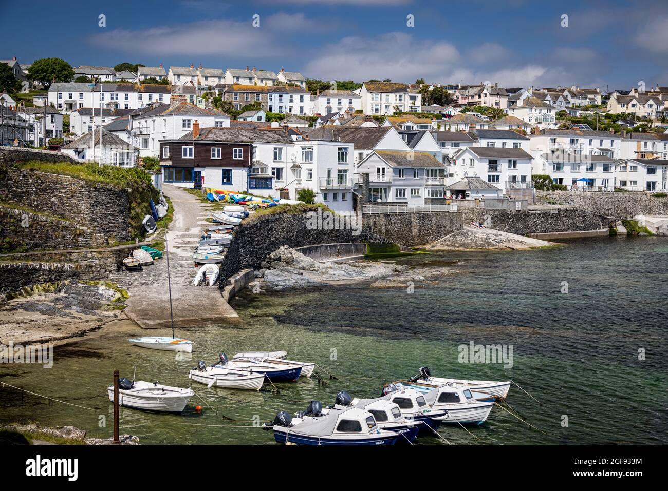 Portscatho harbour, Cornwall, England Stock Photo - Alamy