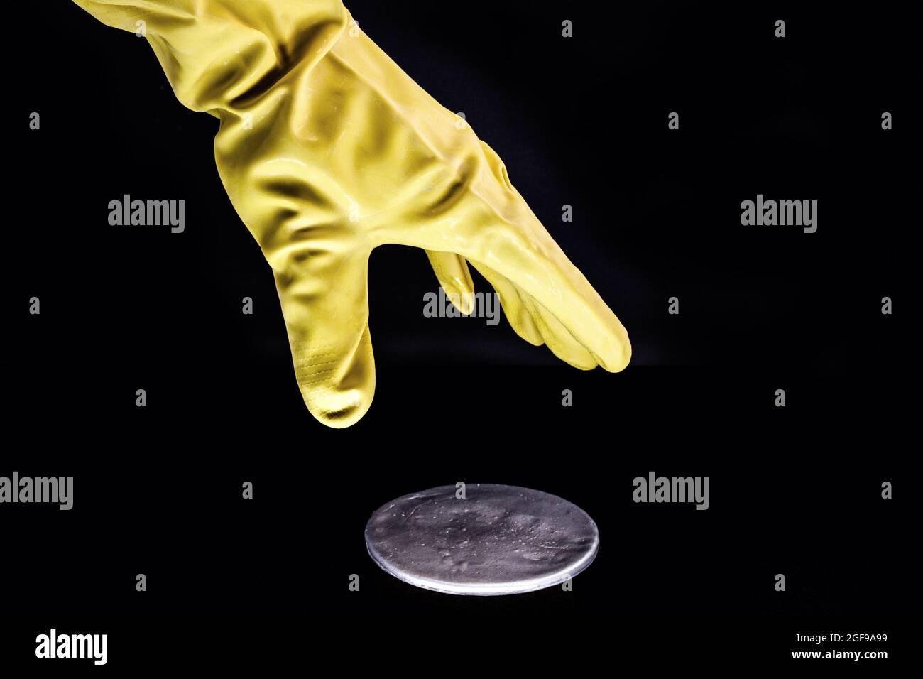 A highly enriched uranium billet. Original and without rotation. The ... A highly enriched uranium billet. Original and without rotation. The ...