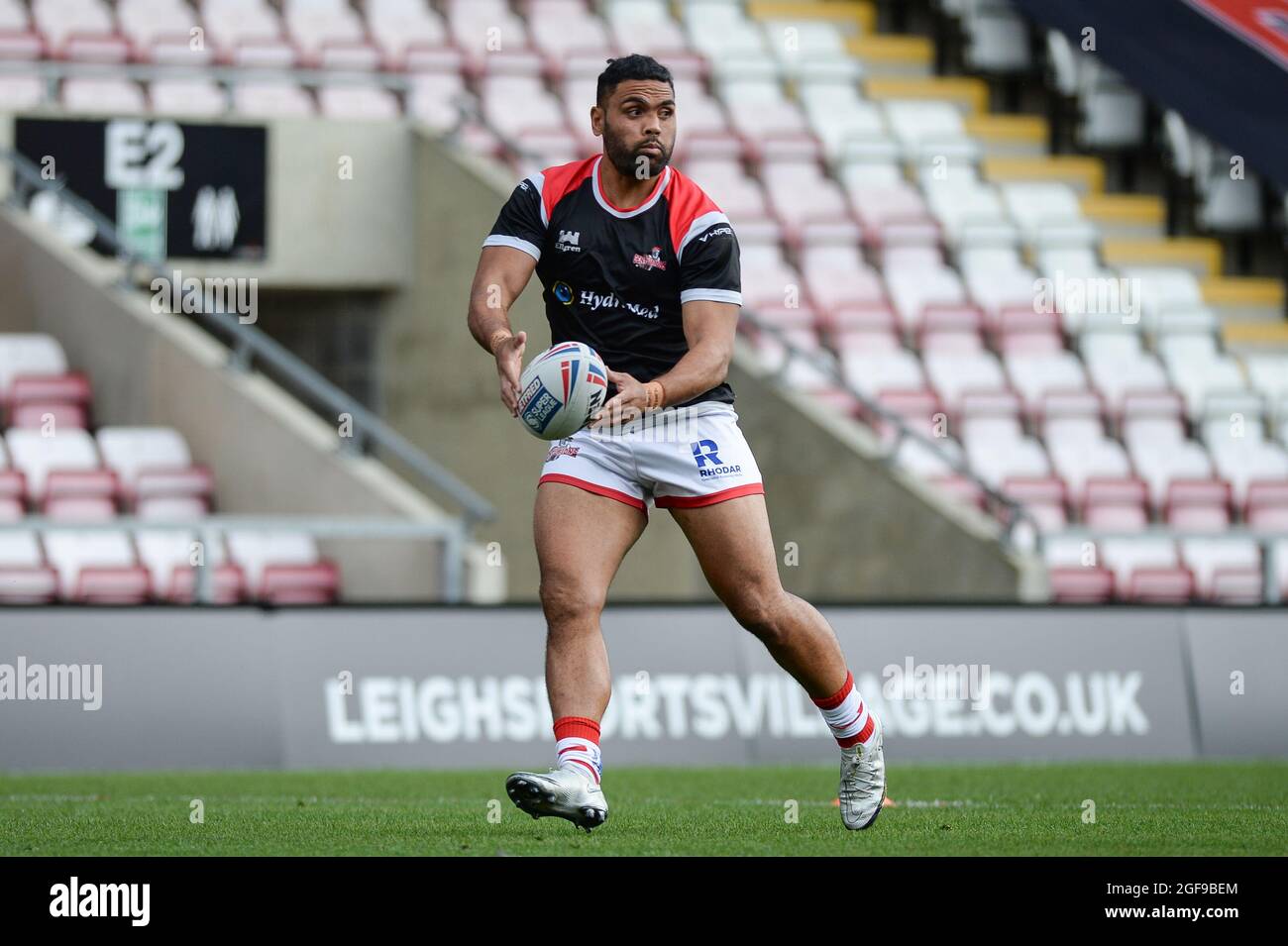 Mark williams in action hi-res stock photography and images - Alamy