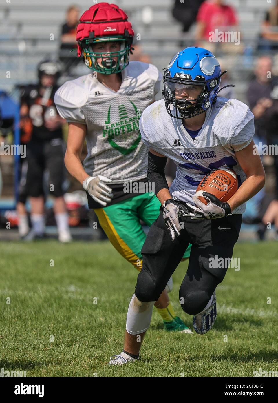 Freshmen football action with Lakeland vs Coeur d'Alene High School in ...