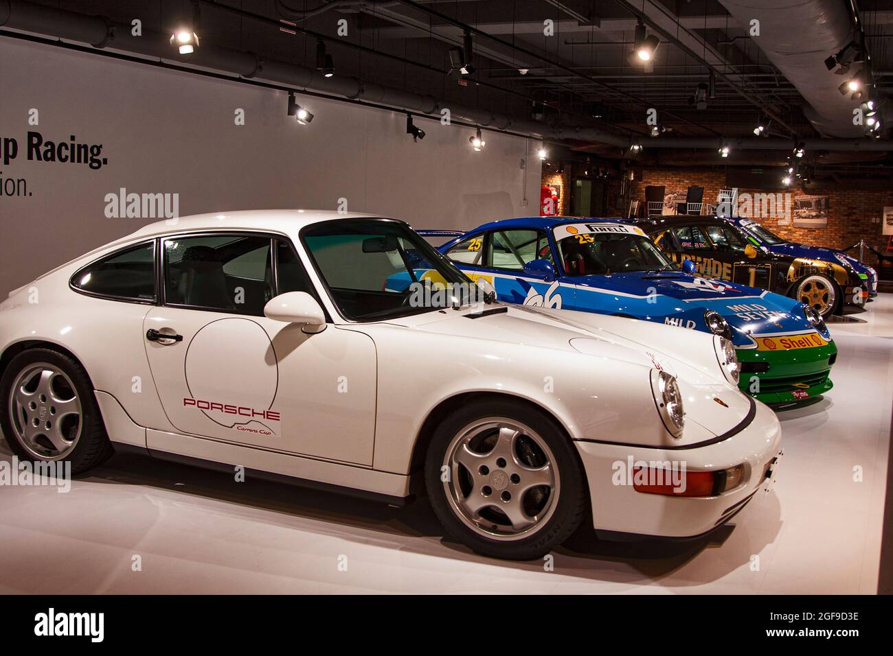 Car test track united states hi-res stock photography and images - Alamy