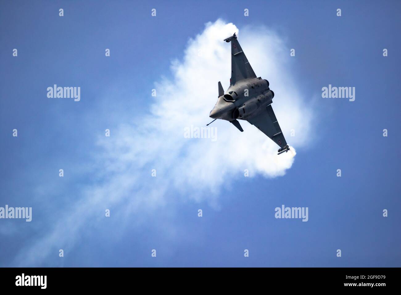 French Air Force Dassault Rafale performing at the Paris Air Show ...
