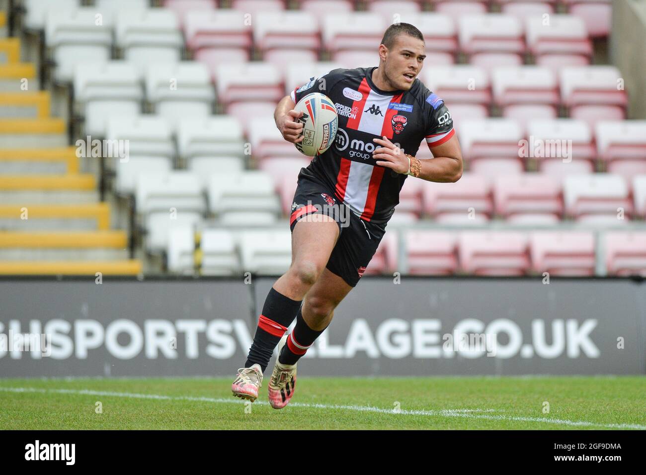Tui lolohea salford hi-res stock photography and images - Alamy
