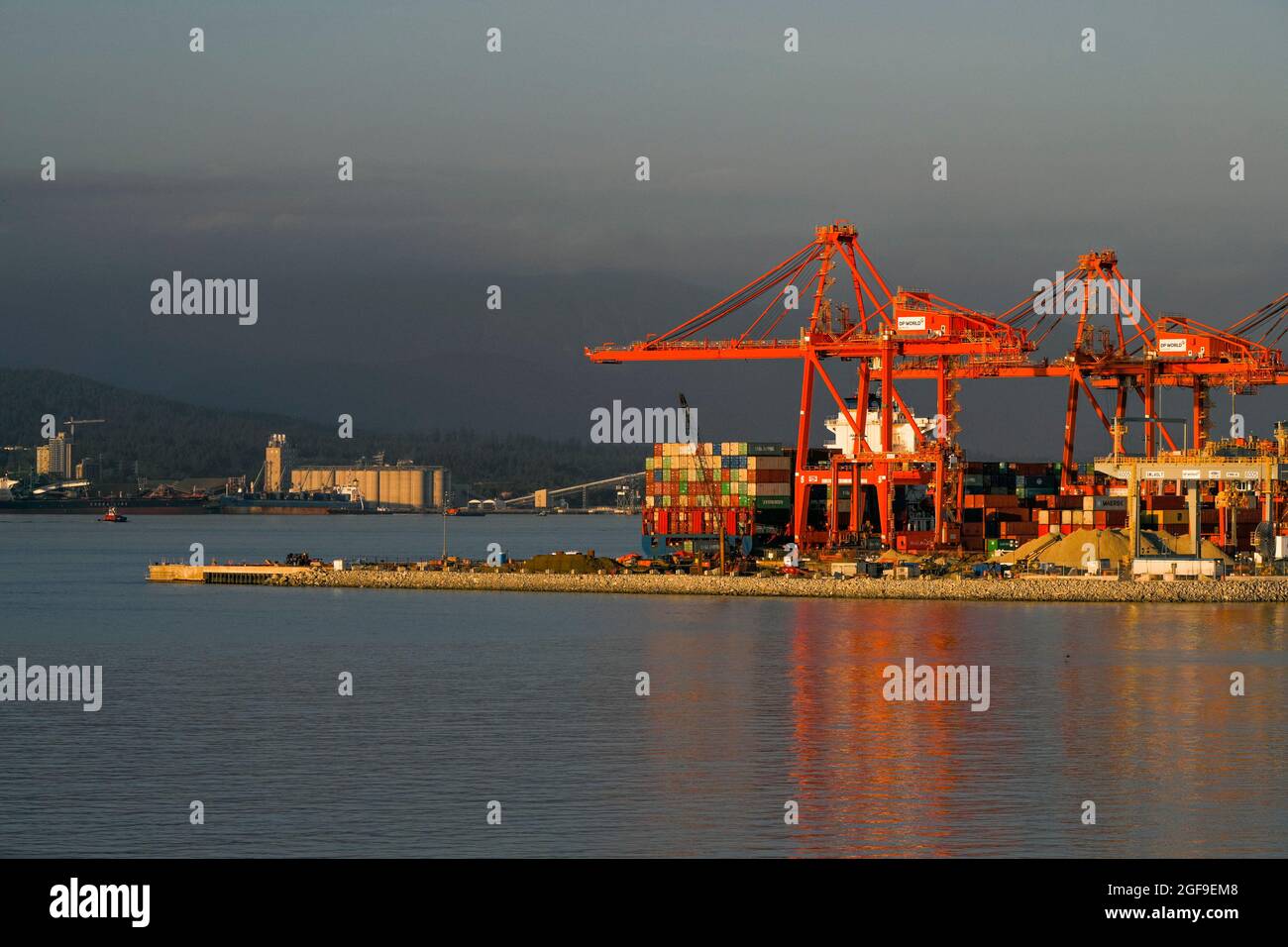 Port of Vancouver, Centerm Container Terminal, operated by DP World ...