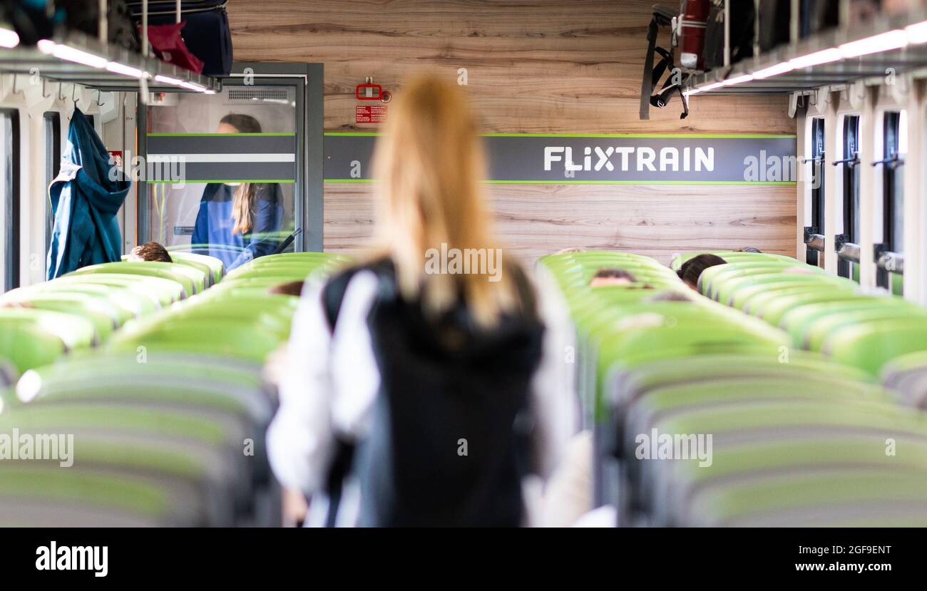 Flixtrain logo hi-res stock photography and images - Alamy
