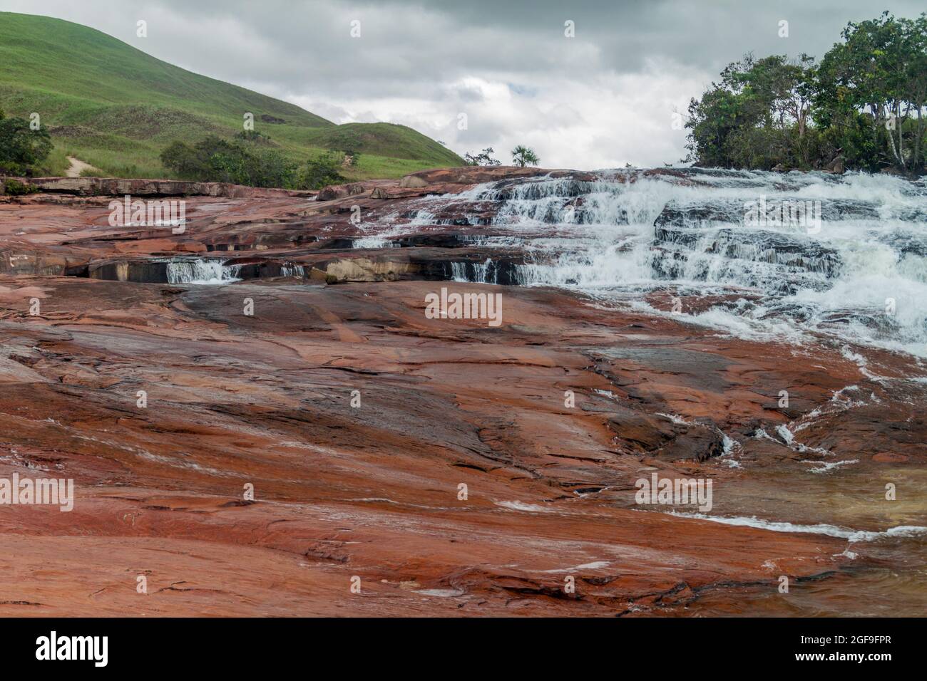 Yuruani falls hi-res stock photography and images - Alamy