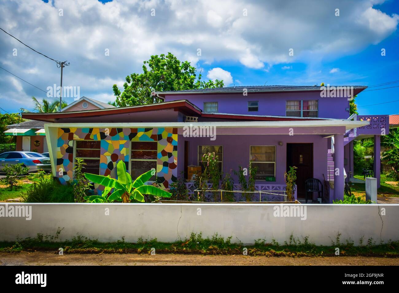 Traditional cayman house hi-res stock photography and images - Alamy