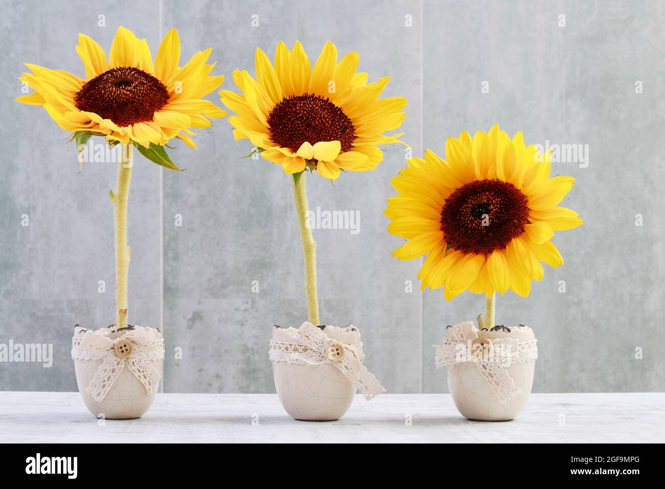 Florist at work: How to make simple floral arrangement with sunflowers ...