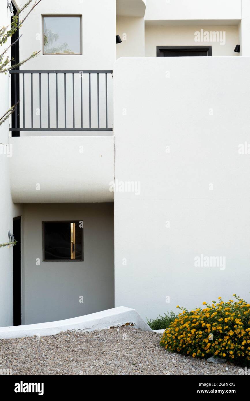 Bright White Modern Architecture Stock Photo - Alamy