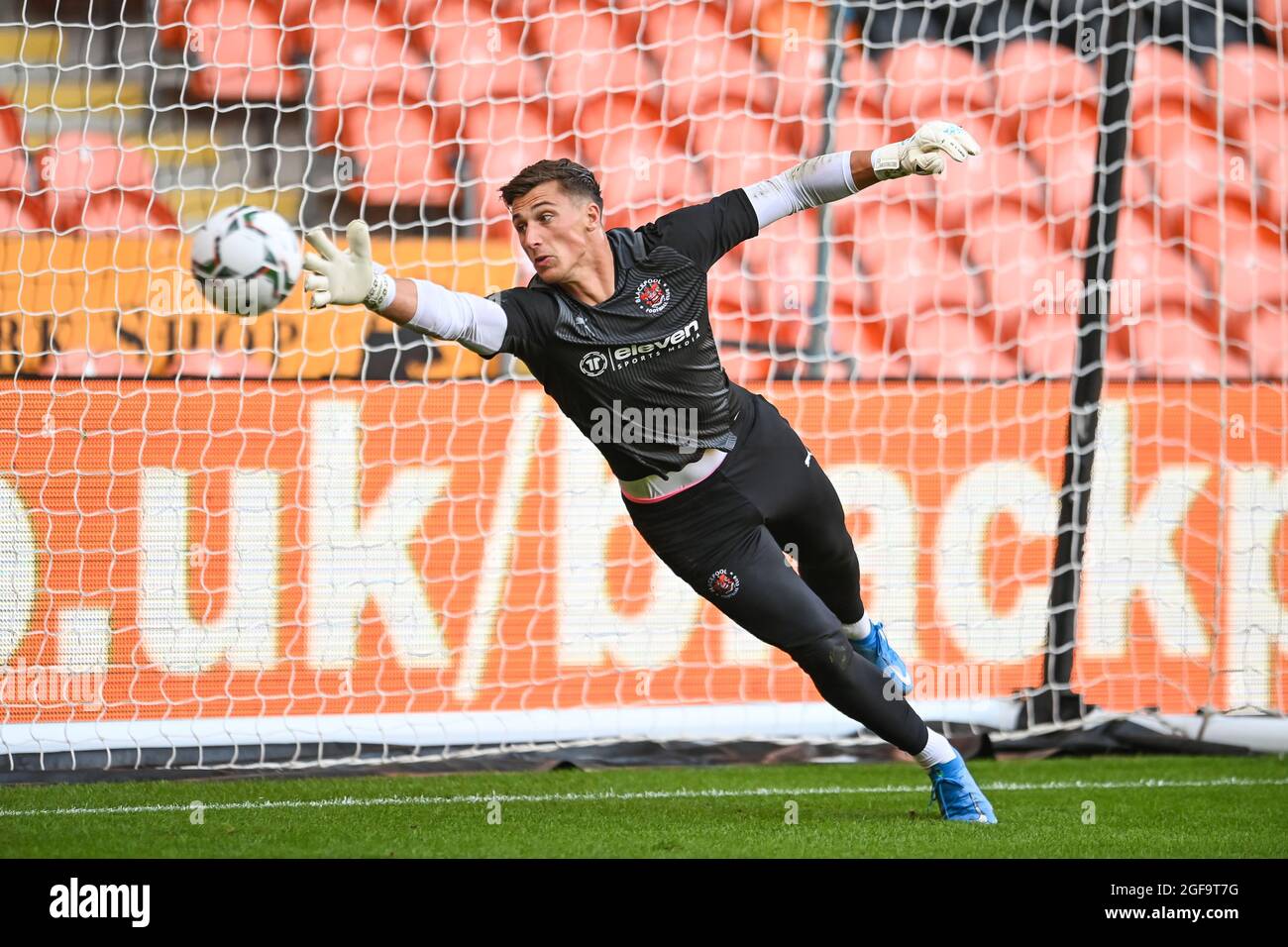 Stuart Moore #13 of Blackpool during pre match warm up Stock Photo - Alamy