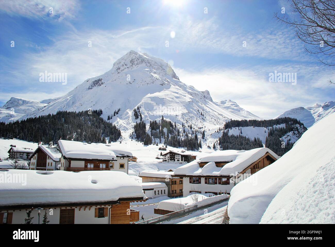 Lech zürs village hi-res stock photography and images - Alamy