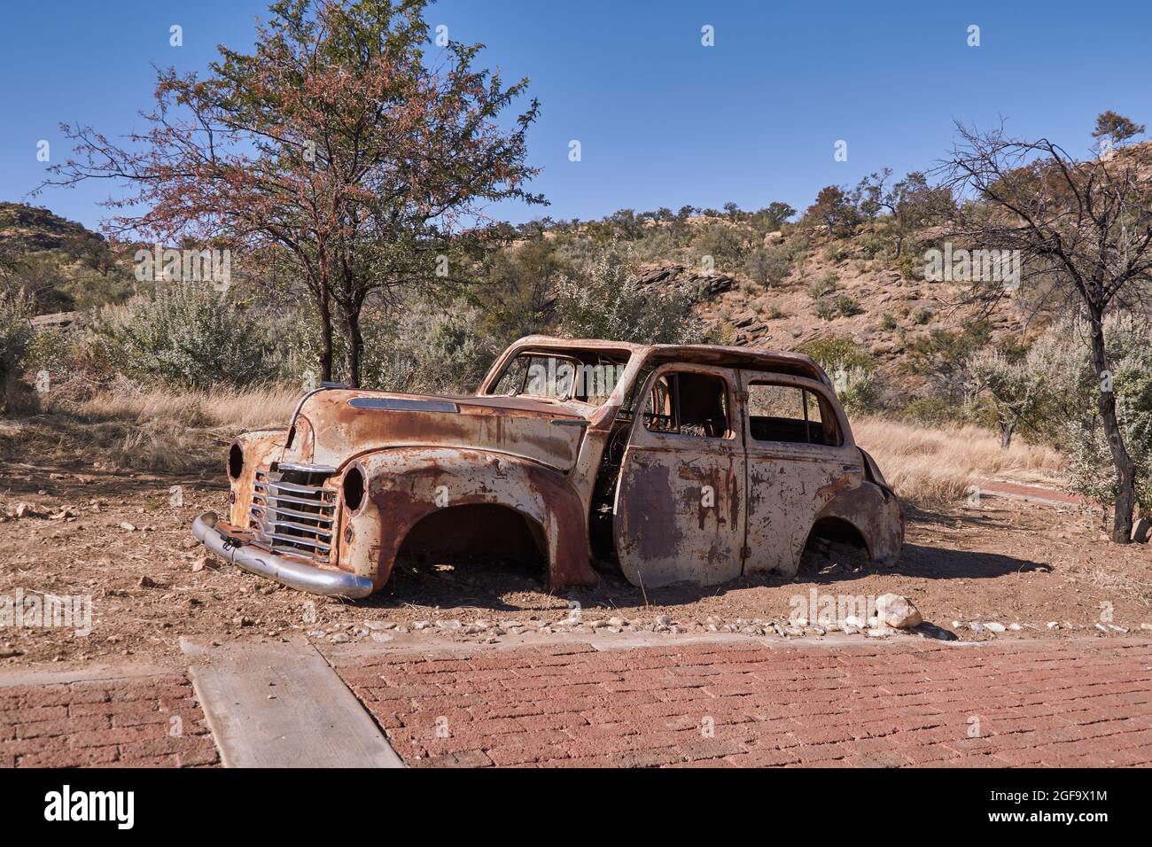 Old rusty car wreck abandoned in the desert, Namibia Stock Photo - Alamy