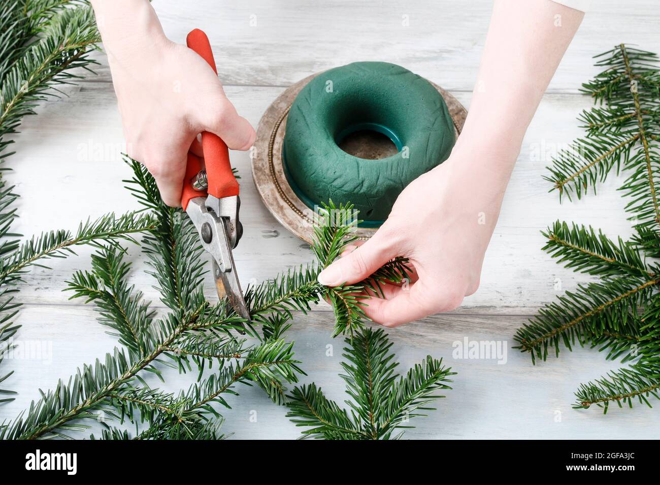Florist at work: How to make christmas table centerpiece with fir ...