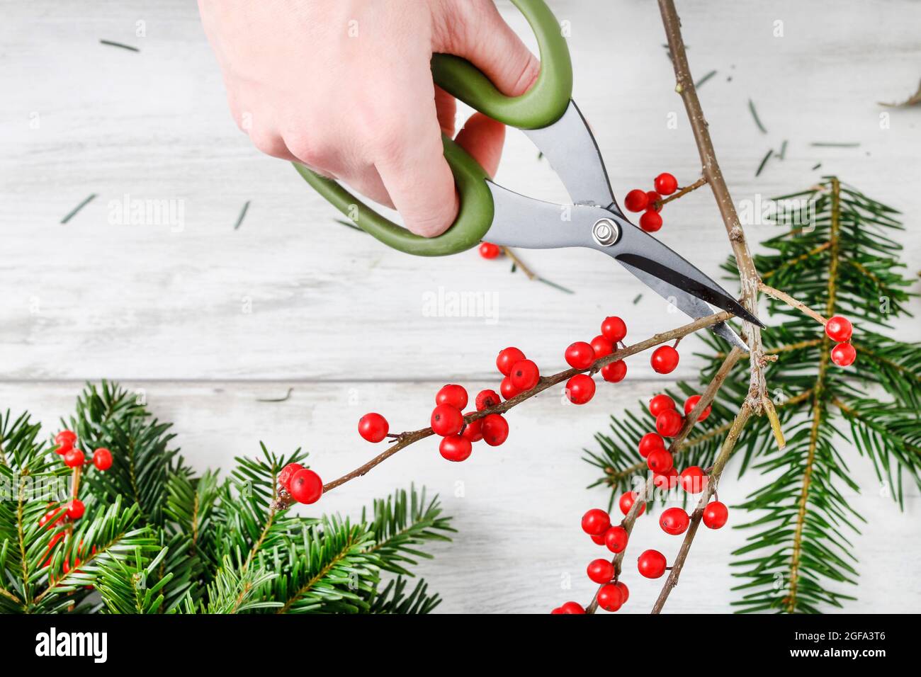 Florist at work: How to make christmas table centerpiece with fir ...