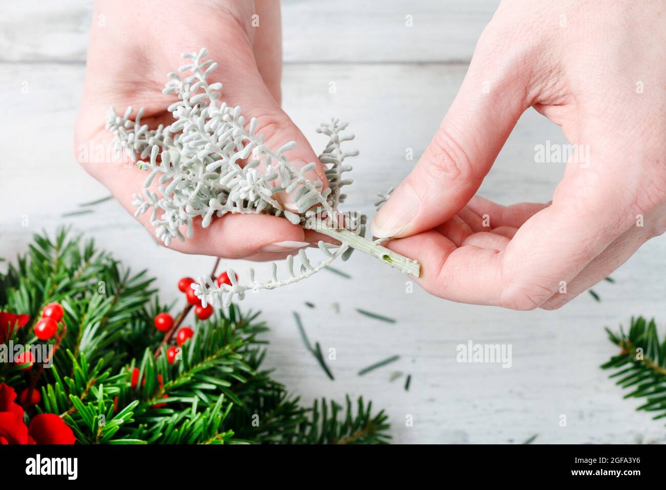 Florist at work: How to make christmas table centerpiece with fir ...