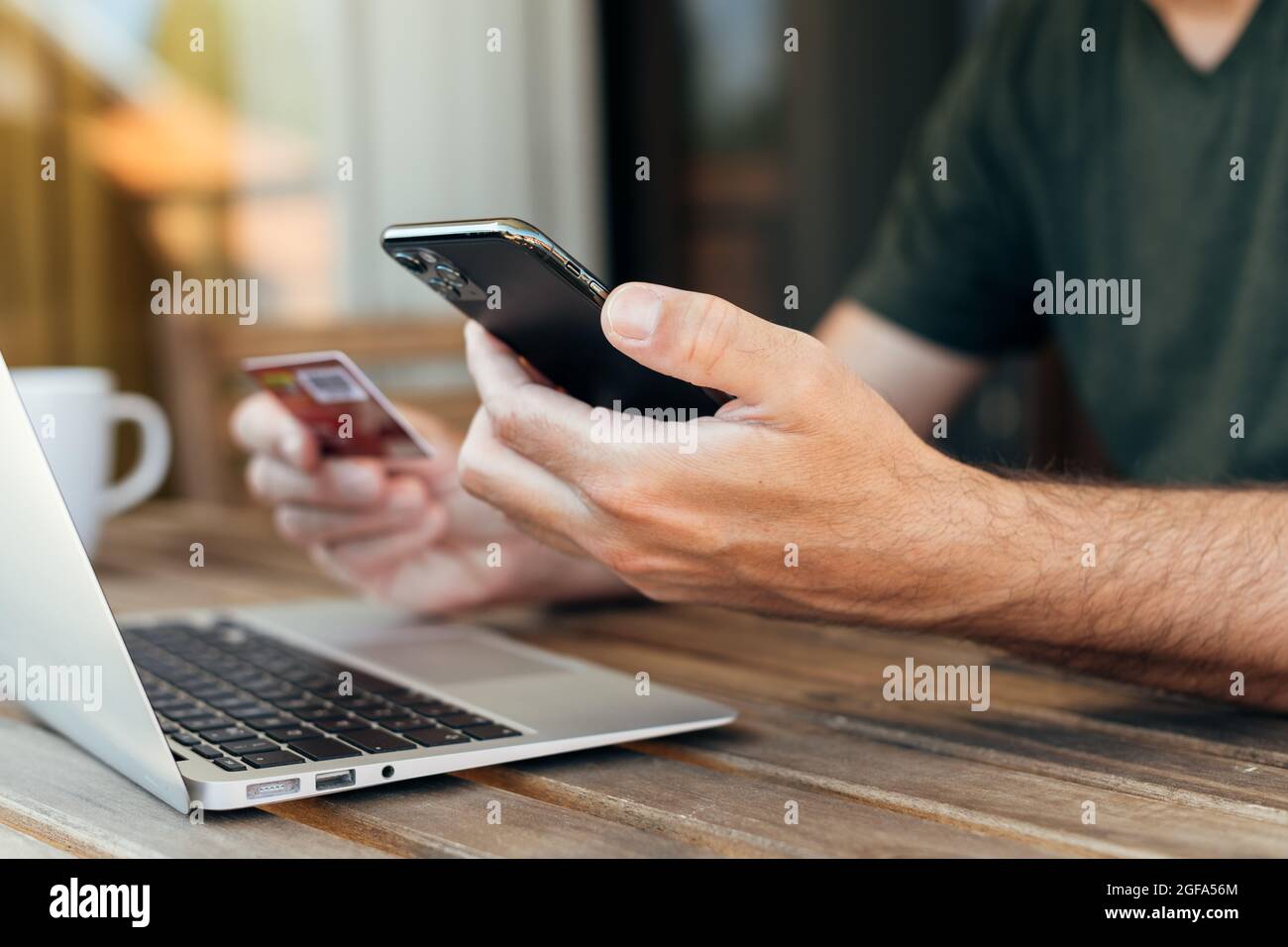 Smart shopper card hi-res stock photography and images - Alamy
