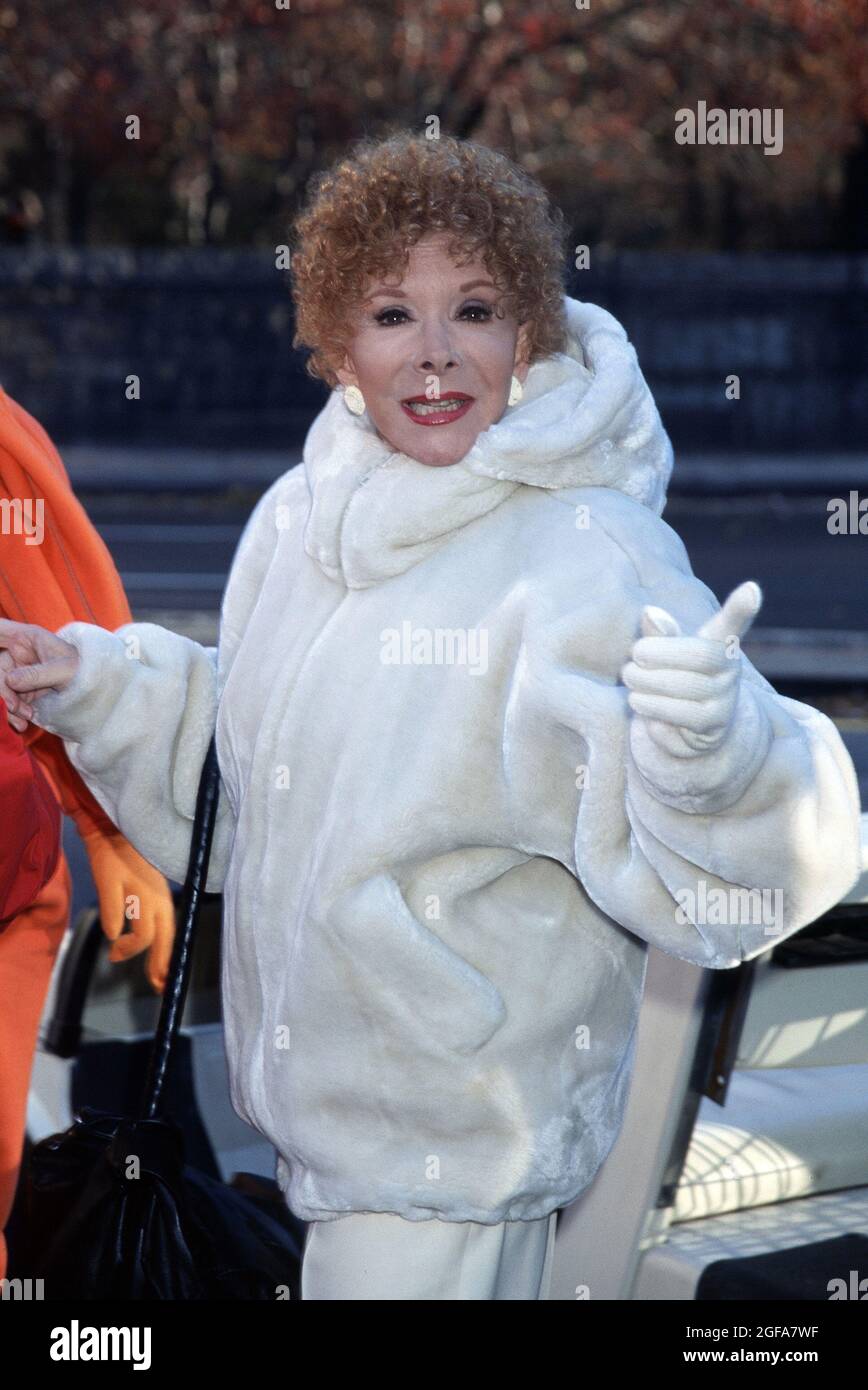 Shari lewis hi-res stock photography and images - Alamy