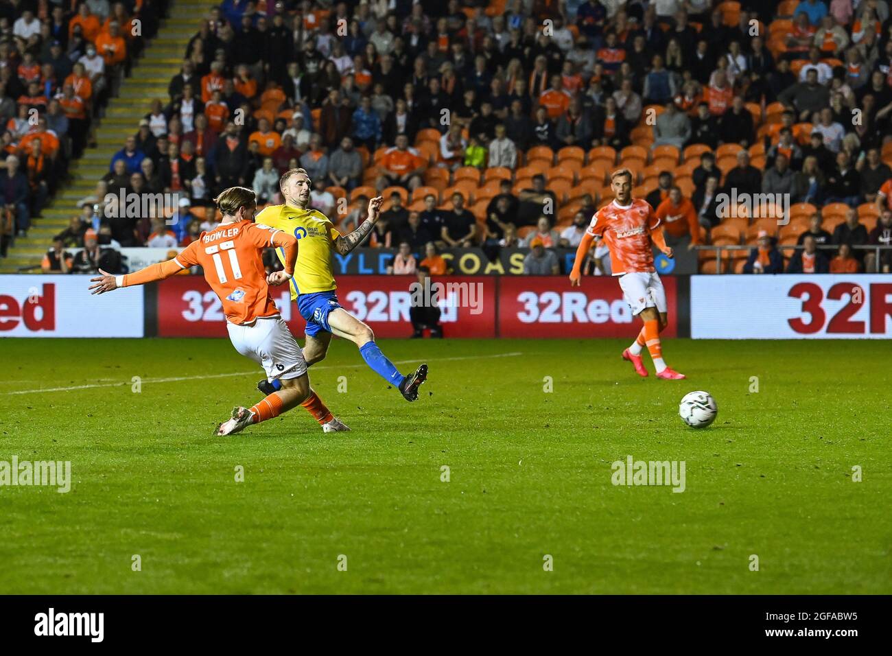 Josh Bowler #11 of Blackpool scores a goal to make it 2-2 Stock Photo ...