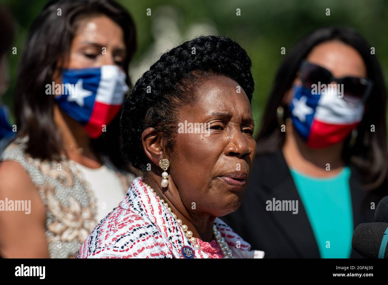 Sheila lewis hi-res stock photography and images - Alamy