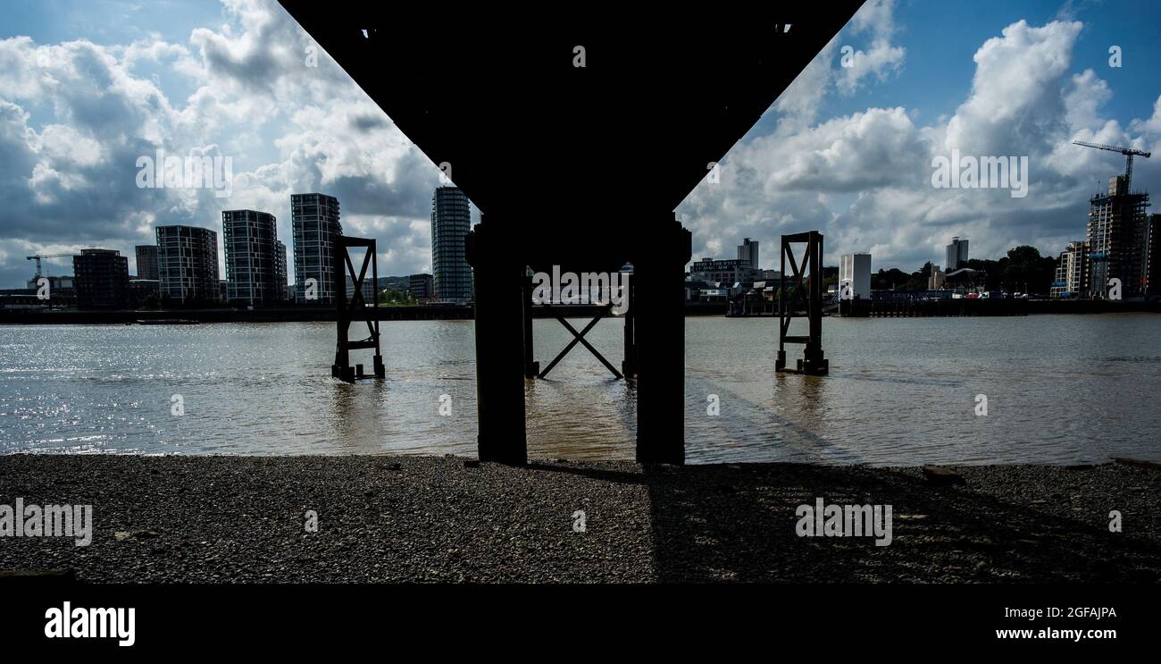 North woolwich pier hi-res stock photography and images - Alamy