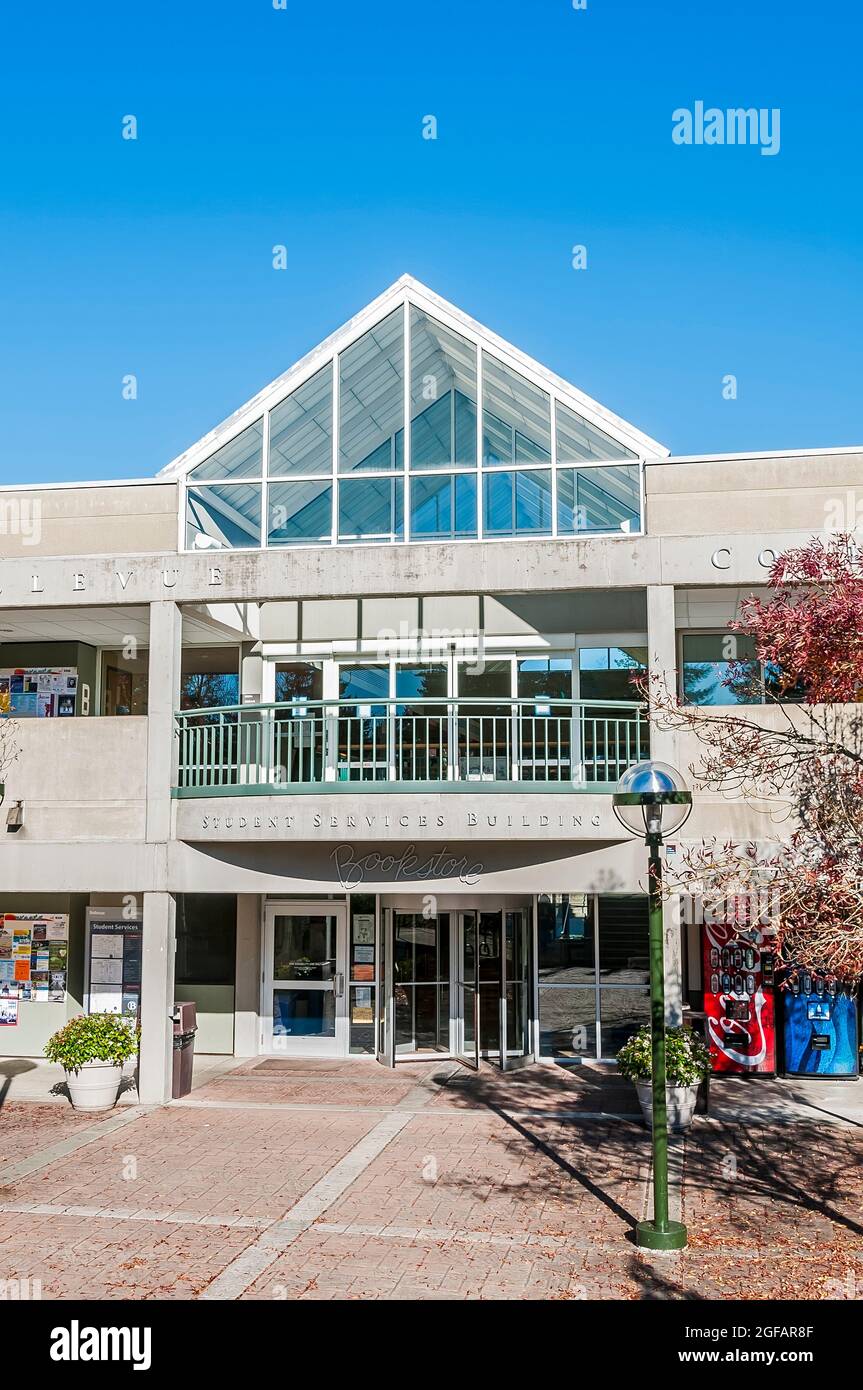 Entrance to the Student Services Building at Bellevue College in ...