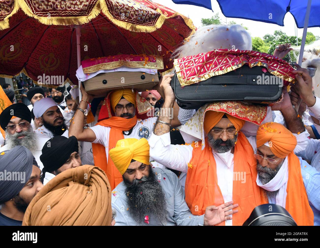 Sri guru granth sahib ji hi-res stock photography and images - Alamy