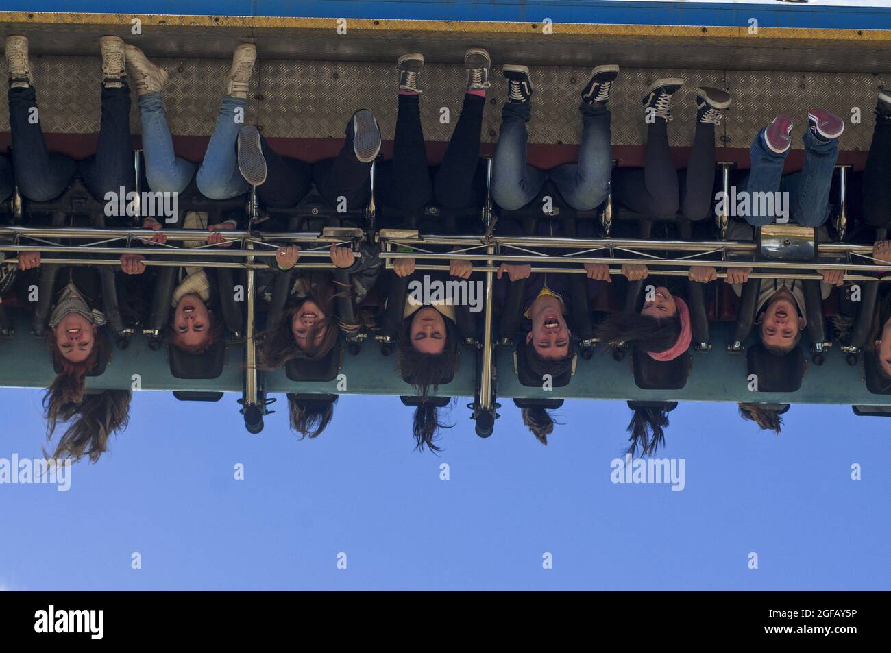 Pendulum ride hi-res stock photography and images - Alamy