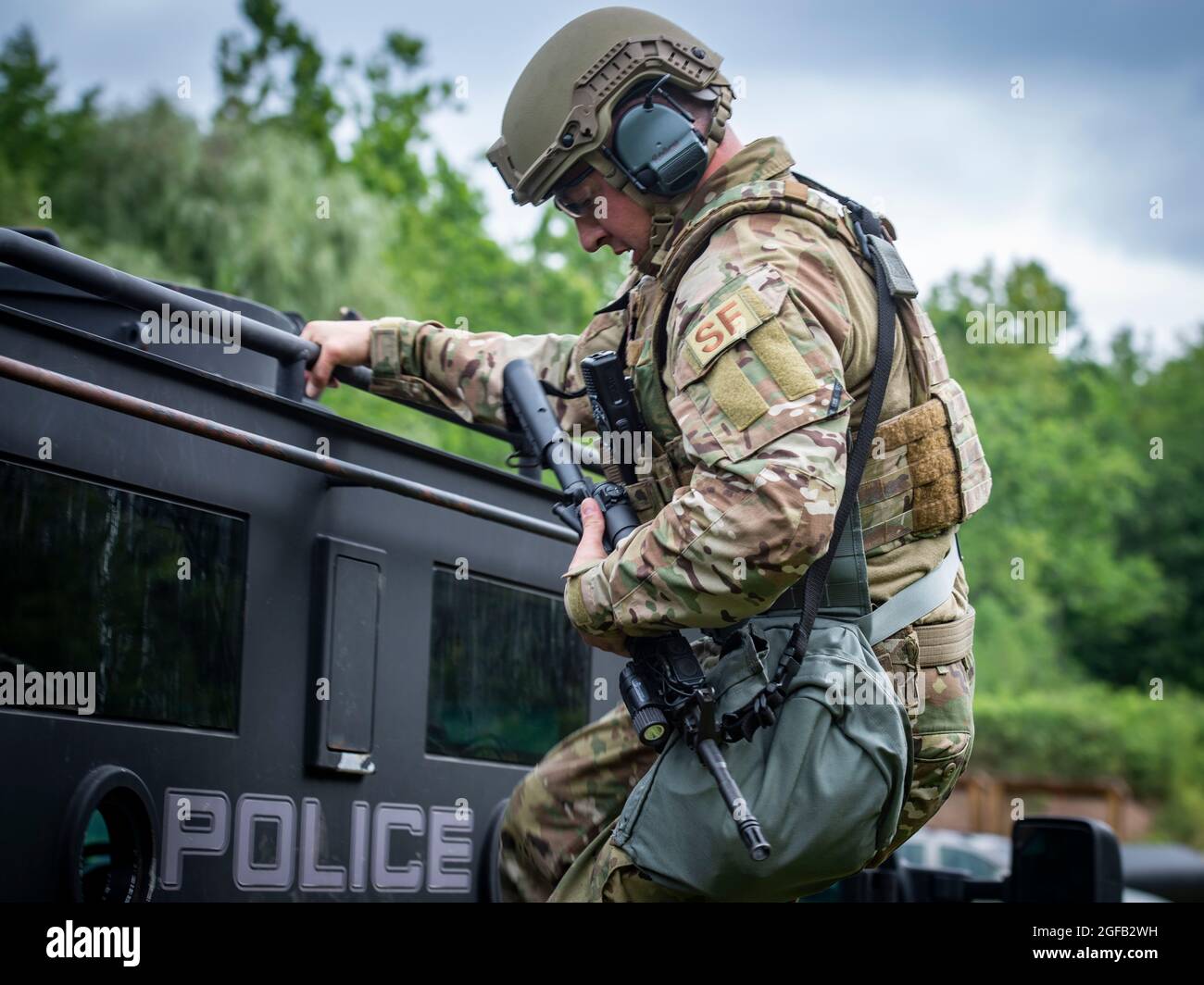 Connecticut swat challenge hi-res stock photography and images - Alamy