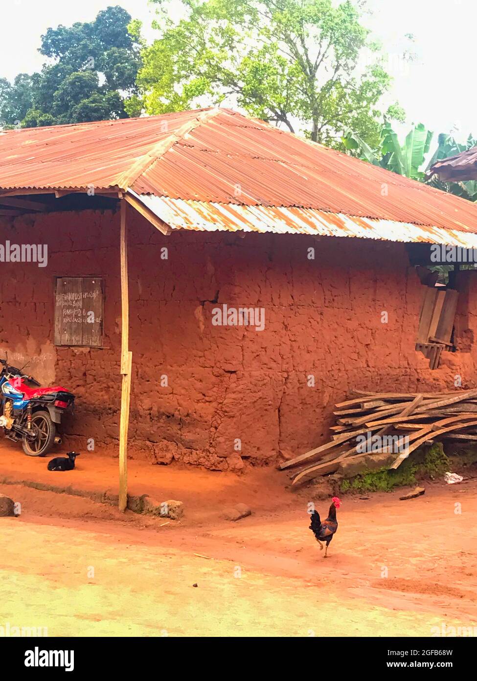 Nigeria village homes hi-res stock photography and images - Alamy