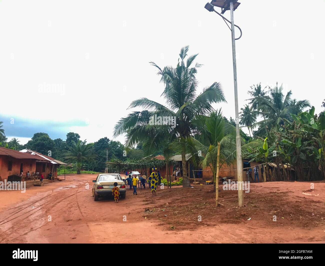 Nigeria art village hi-res stock photography and images - Alamy