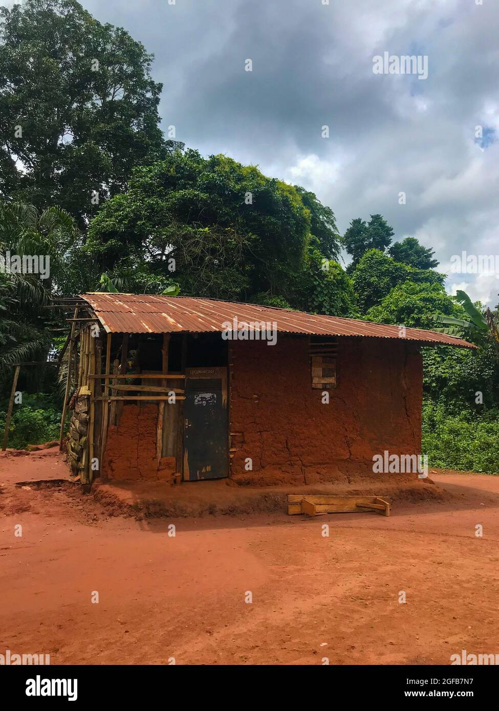 Mud houses Rural Area Village scene in Edo State, Nigeria, West Africa ...