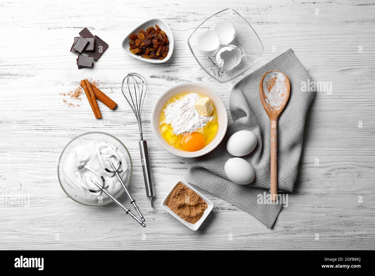Pie cooking ingredients. Flat lay Stock Photo - Alamy