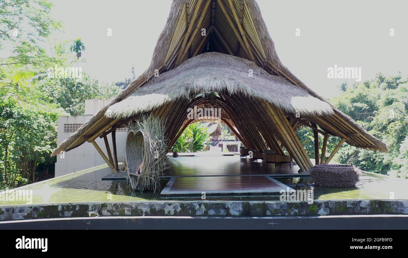 Tropical Straw Roof Hut High Resolution Stock Photography and Images ...
