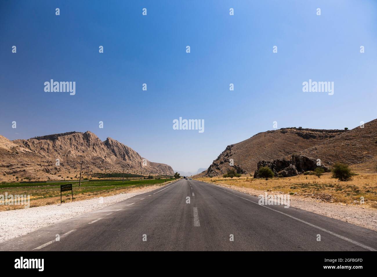 Iranian roads hi-res stock photography and images - Alamy