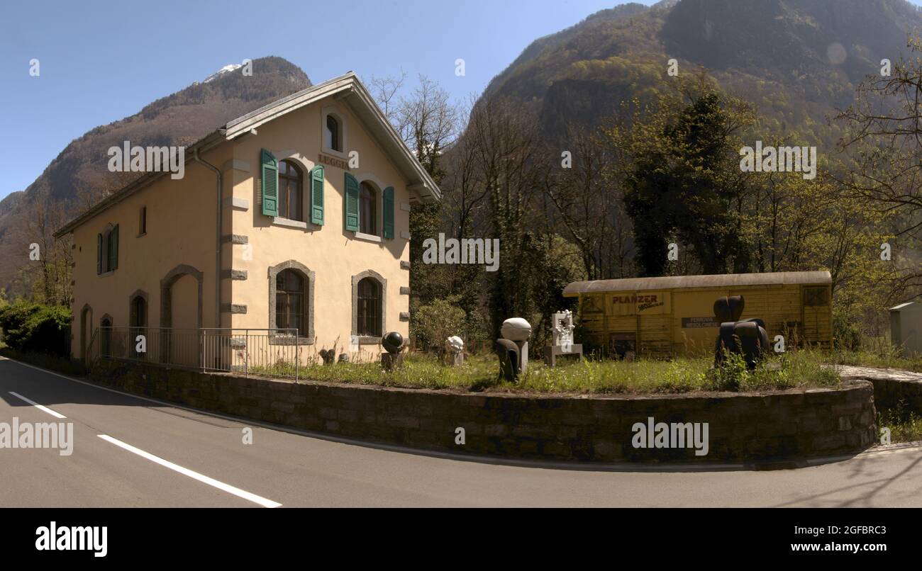 Village scene in the Italian-speaking part of Grisons, Swiss Alps Stock ...