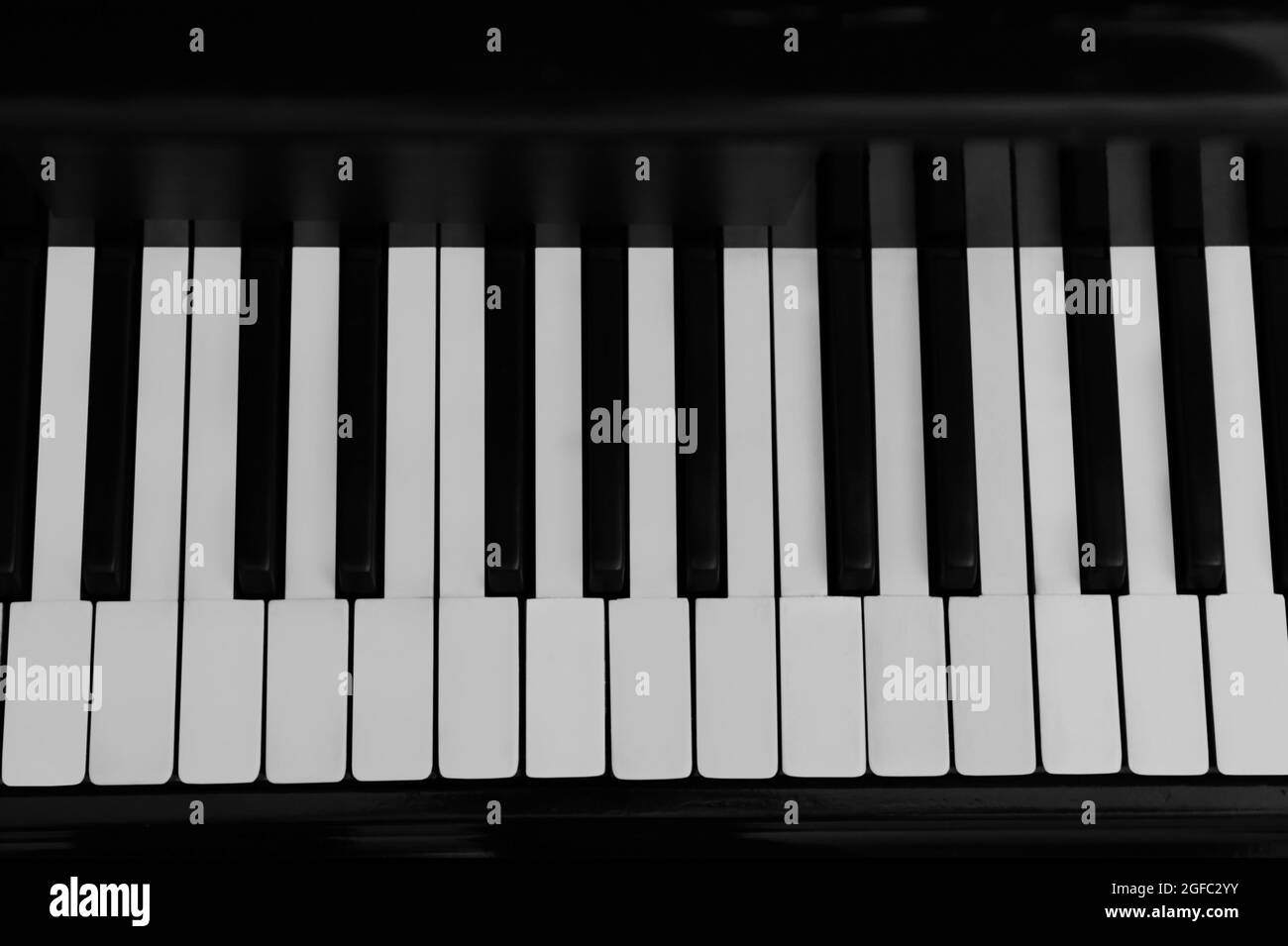 Black and white piano keys, close up Stock Photo - Alamy