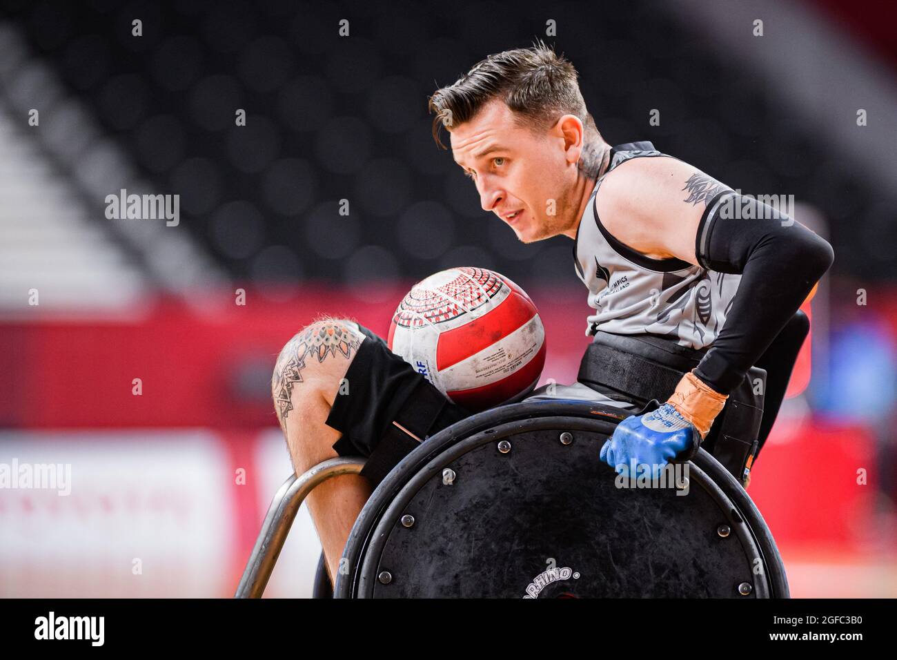 Robert hewitt hi-res stock photography and images - Alamy