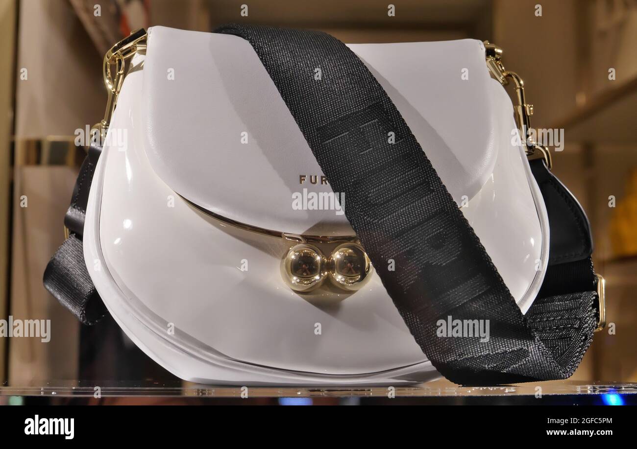BAG ON DISPLAY AT FURLA FASHION BOUTIQUE Stock Photo - Alamy
